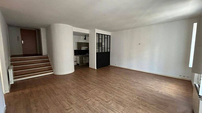 Appartement à louer - Centre Ville-Petit Margny, Compiègne - 3 pièces - 2 chambres