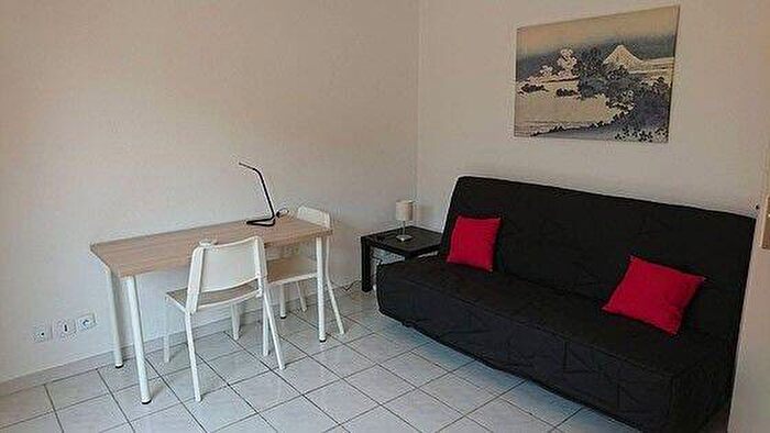 Pont de Béraud, Aix-en-Provence : Appartement 1 pièce à louer