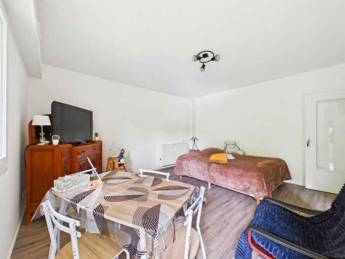 Appartement à vendre - Saint-Avold, Europort - 1 pièce - 1 chambre