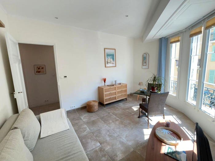 Saint Roch, Nice : Appartement 2 pièces à louer