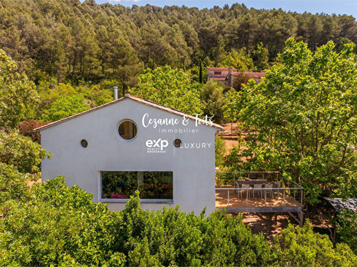 Saint-Zacharie : Maison 6 pièces à vendre