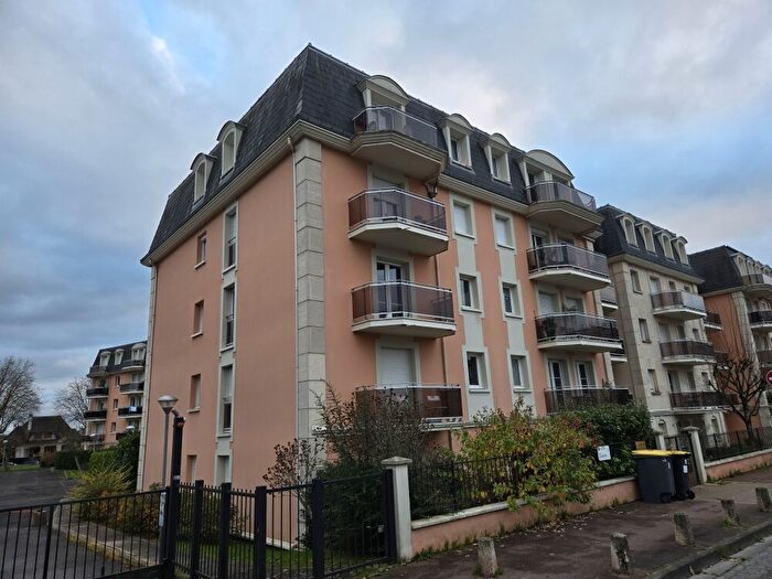 Appartement à vendre - Villiers-sur-Marne, Les Stades - 2 pièces - 1 chambre