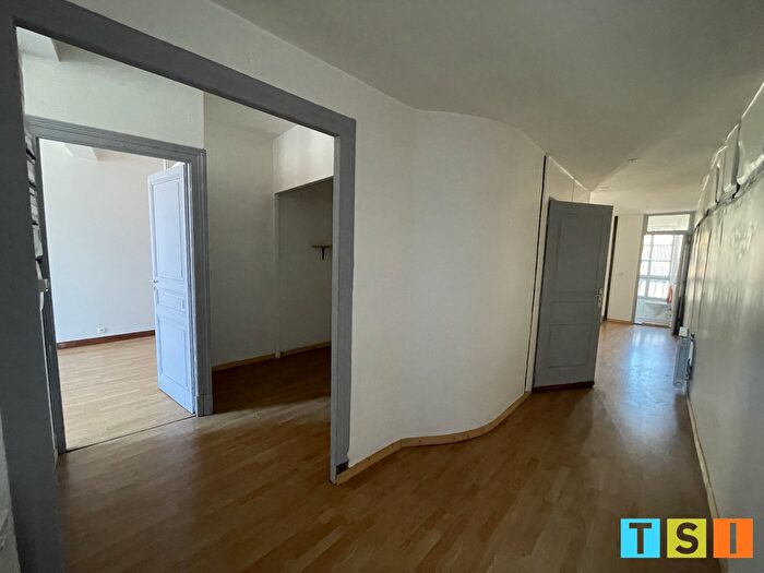 Appartement à louer - Aspet - 3 pièces - 2 chambres