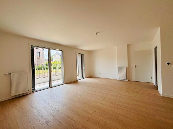 Appartement à vendre - Senlis, Centre-ville - 4 pièces - 3 chambres