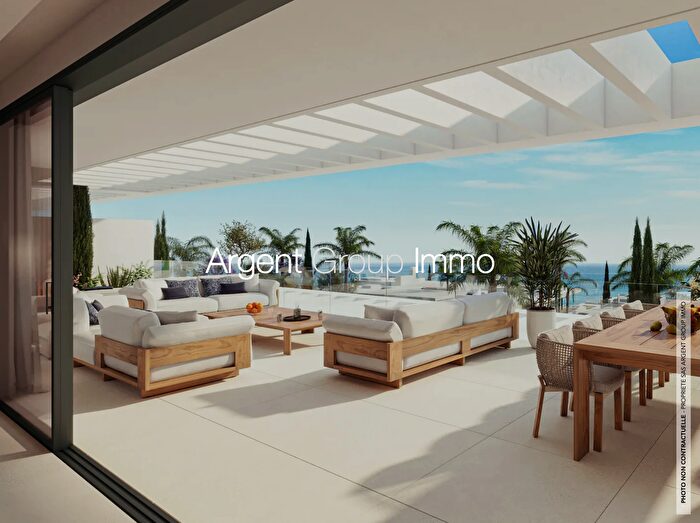 Appartement à vendre - Le Lavandou, Rousset, Four des Maures, Saint-Clair - 4 pièces - 3 chambres