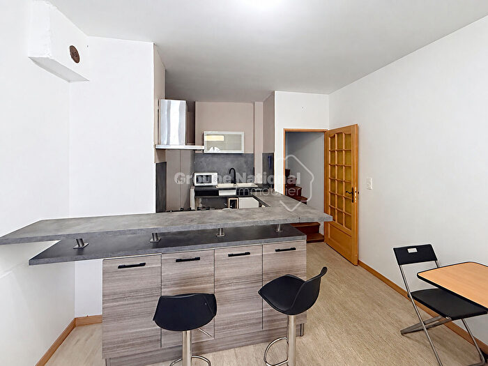 Appartement 2 pièces à louer - Pierrelatte, Centre-ville