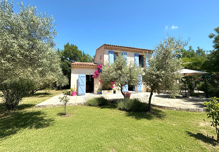 Maison 5 pièces à Châteaudouble, à vendre