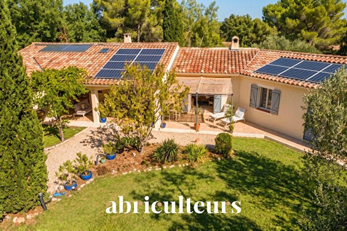 Maison 12 pièces à vendre à Aups