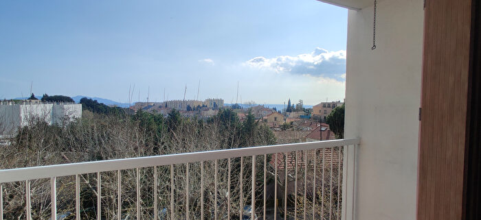 Appartement à vendre - Marseille e , La Viste - 5 pièces - 4 chambres