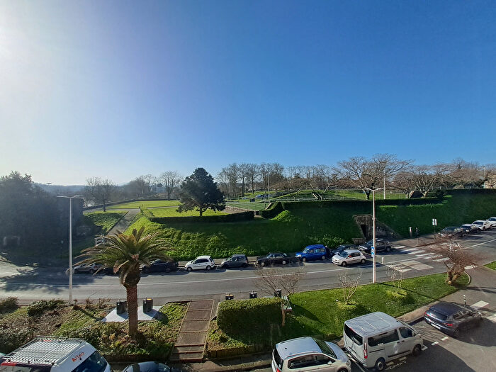 Appartement à vendre - BayonneBayonaBaiona, Centre-ville, Hôtel de Ville - 2 pièces - 1 chambre