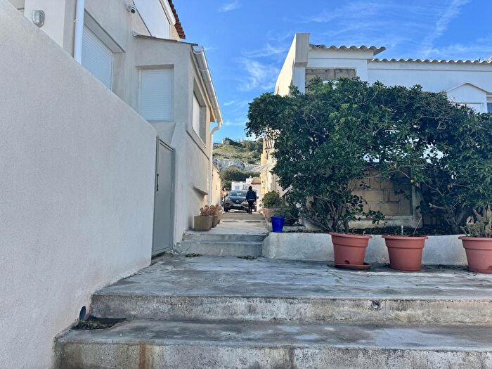 Maison à vendre - Marseille e , Montredon - 4 pièces - 2 chambres