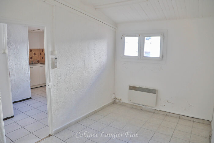 Marseille 1er, Saint-Charles : Appartement 1 pièce à vendre