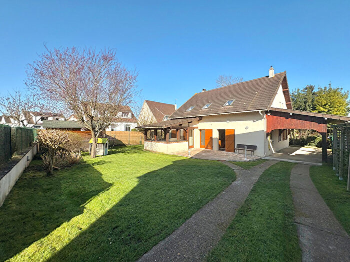 Saint-Cyr-lécole, Gérard Philippe - Maison 6 pièces à vendre