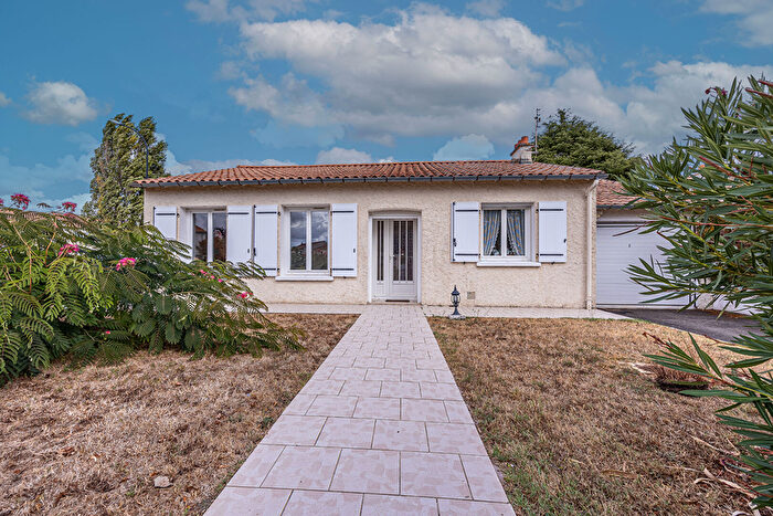 Maison 4 pièces à vendre à Chauray
