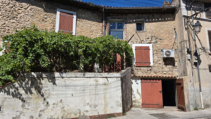 Maison à vendre - Méounes-lès-Montrieux - 8 pièces - 3 chambres
