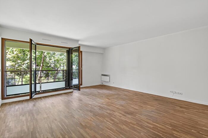 Appartement à vendre - Issy-les-Moulineaux, Les Iles, La Ferme - 4 pièces - 3 chambres