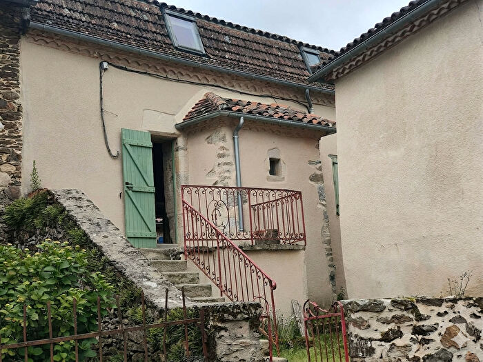 Saint-Laurent-les-Tours : Maison 6 pièces à vendre