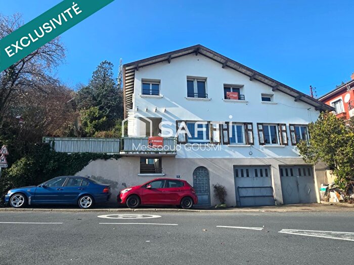 Maison à vendre - Givors, Les Vernes - 6 pièces - 4 chambres