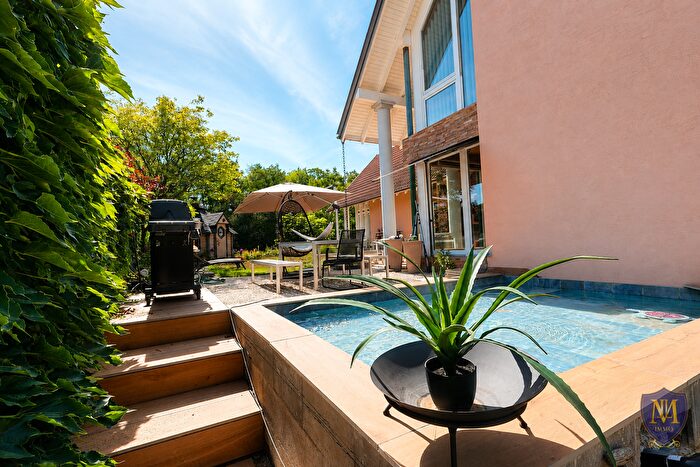 Saint-Louis, Bourgfelden - Maison 7 pièces à vendre