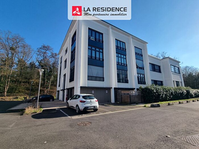 Appartement à vendre - Stains - 5 pièces - 3 chambres