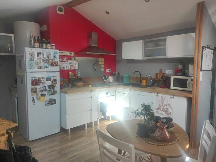 Appartement à louer - Ballainvilliers, Clermont-Ferrand - 2 pièces - 1 chambre