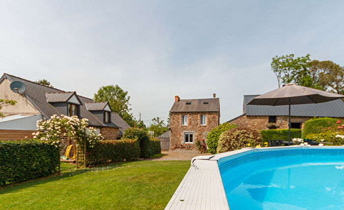 Maison 10 pièces à vendre à Isigny-le-Buat