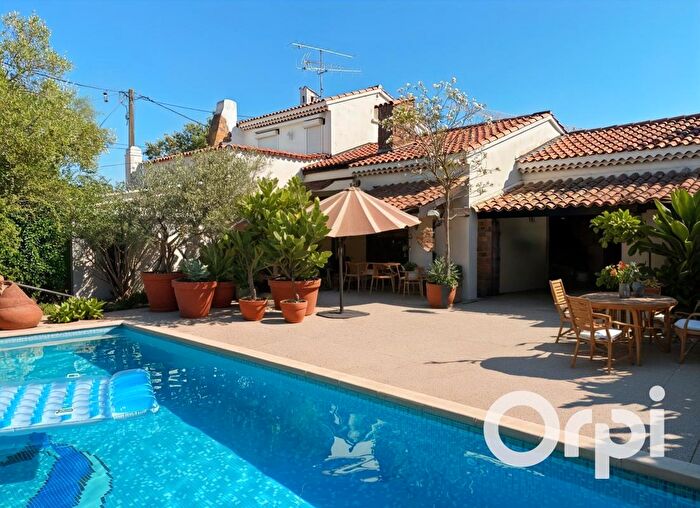 Maison à vendre - Saint-Raphaël, Les Arênes - 4 pièces - 3 chambres