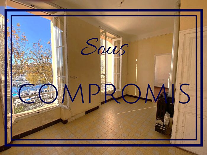 Appartement à vendre - La Ciotat, Centre-ville - 2 pièces - 1 chambre