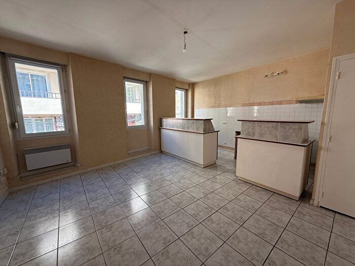 Appartement à louer - Centre Ville, Limoux - 2 pièces - 1 chambre