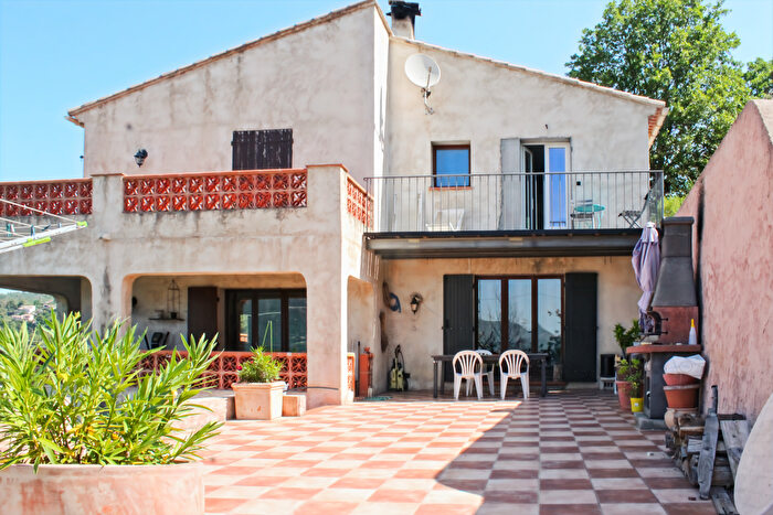 Saint-Martin-du-Var - Maison 5 pièces à vendre