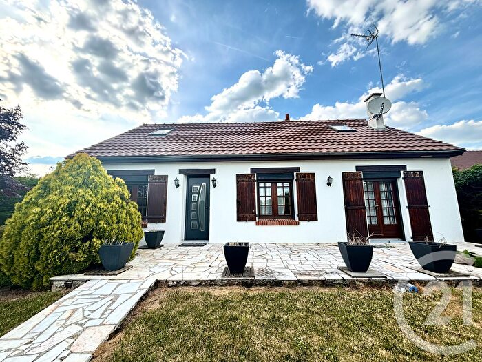 Maison à vendre - Briarres-sur-Essonne - 6 pièces - 4 chambres