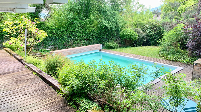 Maison à vendre - Annecy-le-Vieux, Annecy-le-Vieux Nord - 5 pièces - 4 chambres