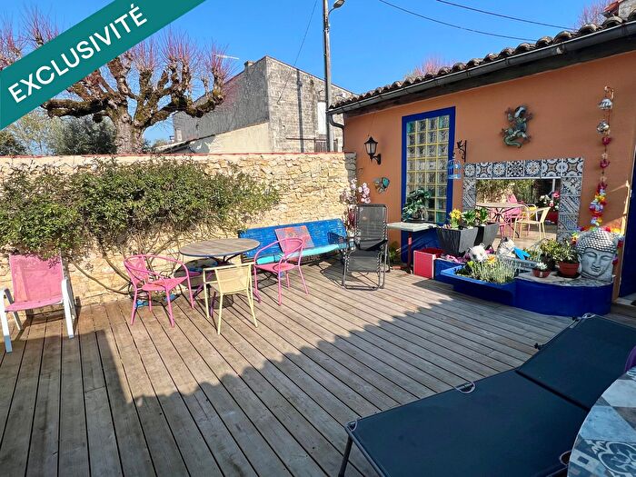 Maison à vendre - Saint-Jean-dAngély - 6 pièces - 3 chambres