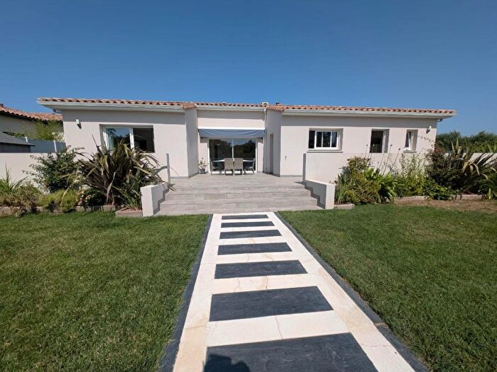 Narbonne, Cité : Maison 4 pièces à vendre