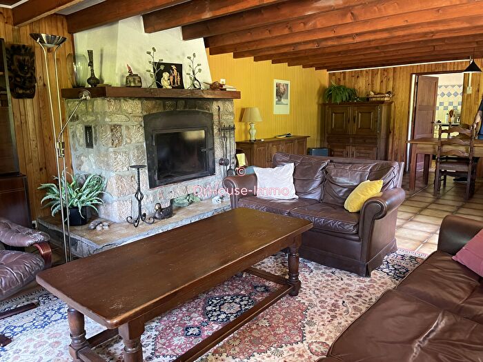 Maison à vendre - Saint-Apollinaire-de-Rias - 20 pièces - 12 chambres