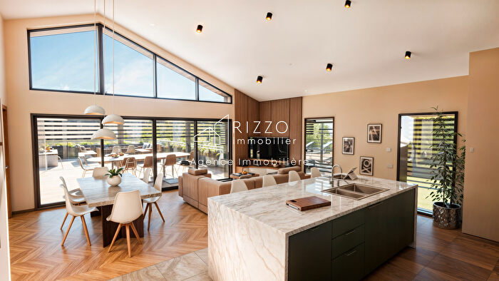 Appartement à vendre - Ornex - 6 pièces - 4 chambres