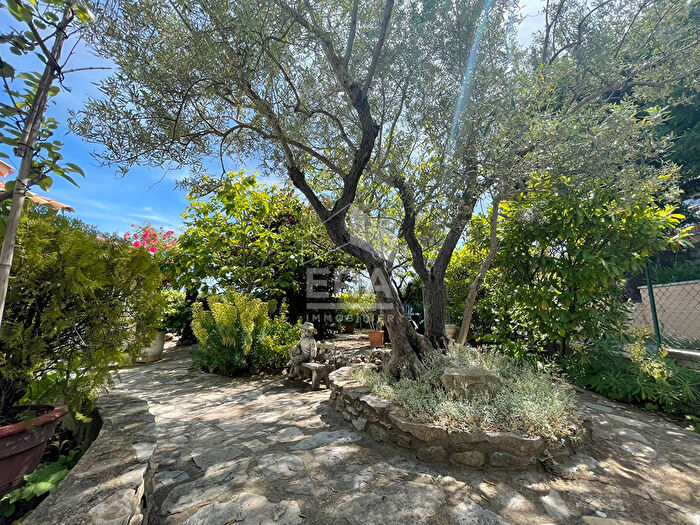 Maison à vendre - Peyruis - 4 pièces - 3 chambres