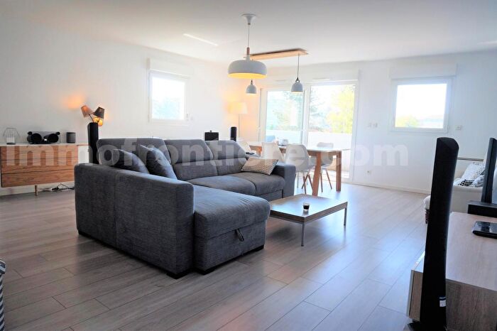 Appartement à vendre - Ambilly - 5 pièces - 4 chambres