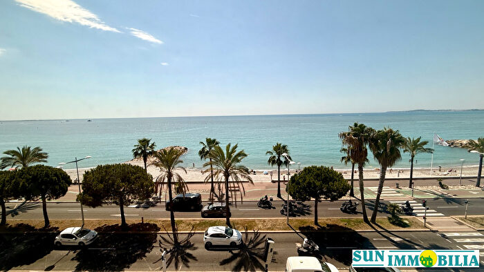 Cagnes-sur-Mer, Saint-Roman, Lautin : Appartement 3 pièces à vendre