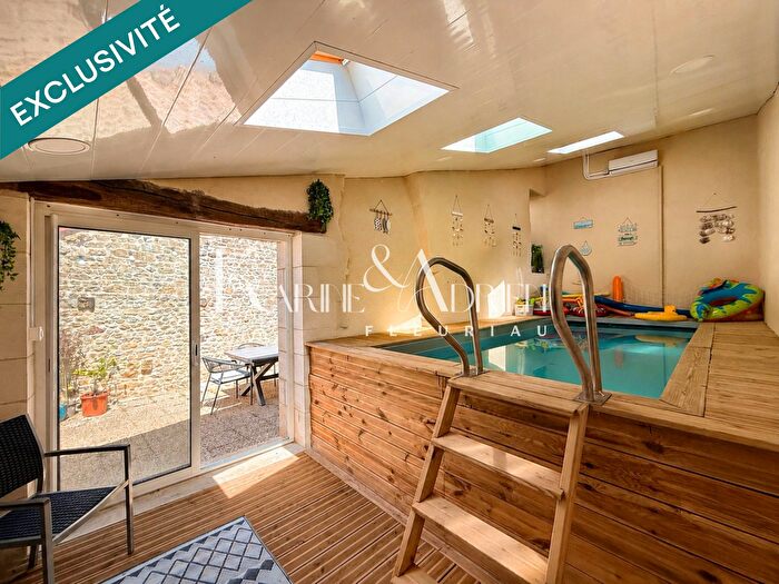Sainte-Hermine - Maison 9 pièces à vendre