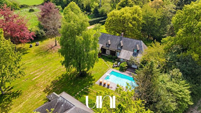 Maison 11 pièces à Pont-lévêque, à vendre