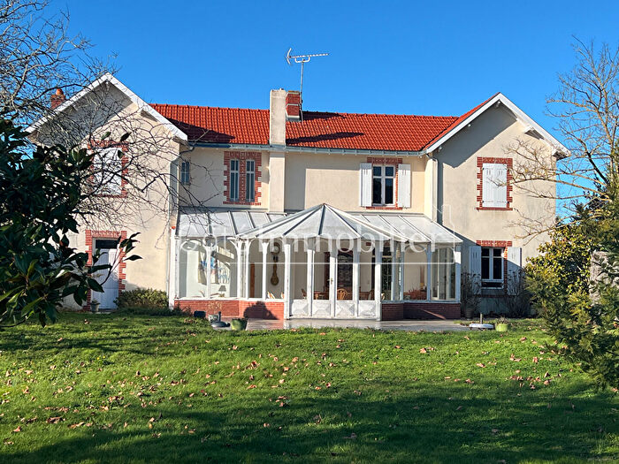 Maison à vendre - La Bernerie-en-Retz - 11 pièces - 7 chambres