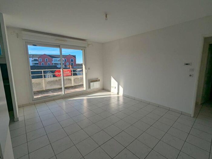 Ormes : Appartement 2 pièces à louer