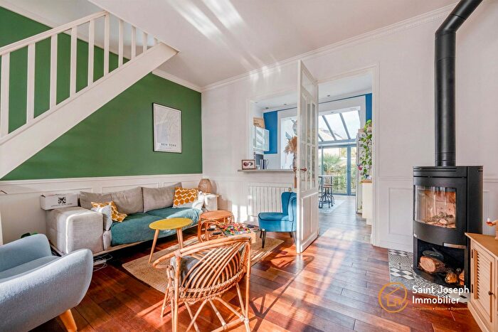 Maison à vendre - Talence, Saint-Genès, La Médoquine, Haut-Brion - 5 pièces - 3 chambres