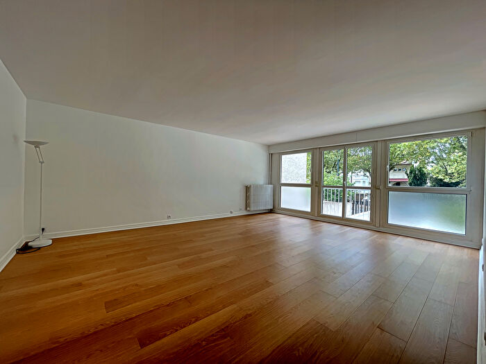 Appartement 4 pièces à louer à Sceaux, Quatre-chemins