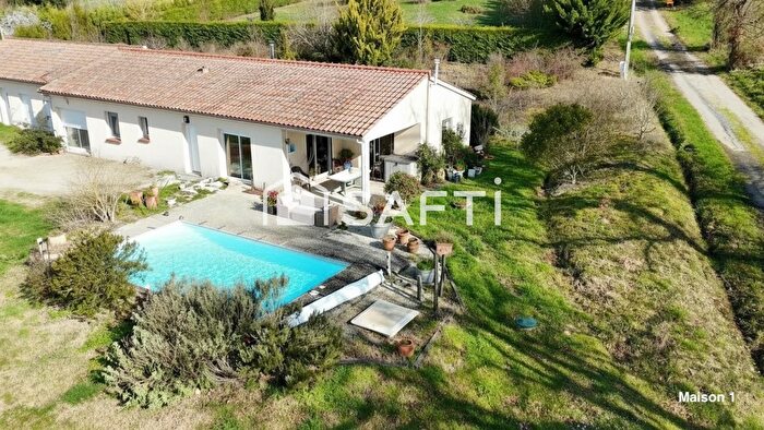 Maison à vendre - Fieux - 10 pièces - 7 chambres