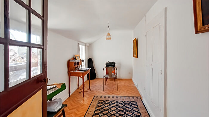 Maison à vendre - Bélâbre - 7 pièces - 4 chambres