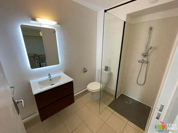 Appartement à louer - Saint-Denis - 2 pièces - 1 chambre