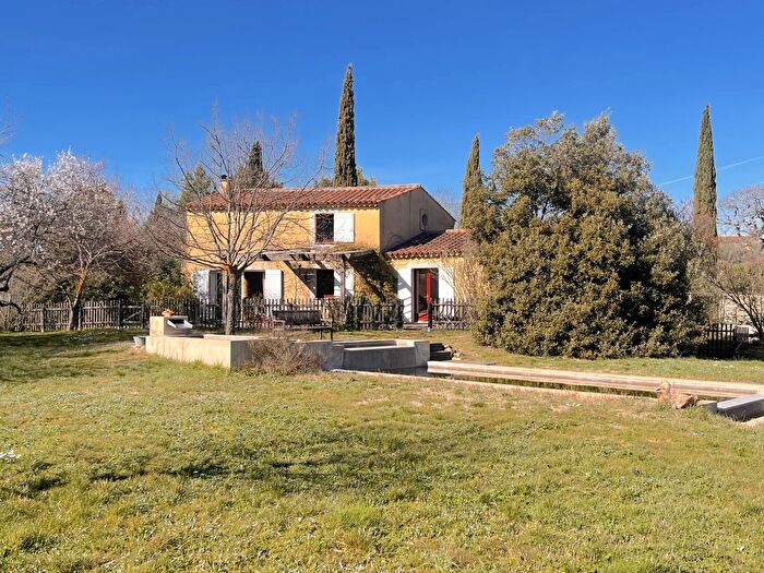 Maison à vendre - Lacoste - 5 pièces - 3 chambres