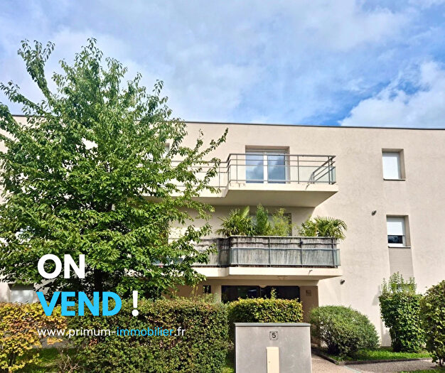 Appartement à vendre - Ceyrat - 2 pièces - 1 chambre